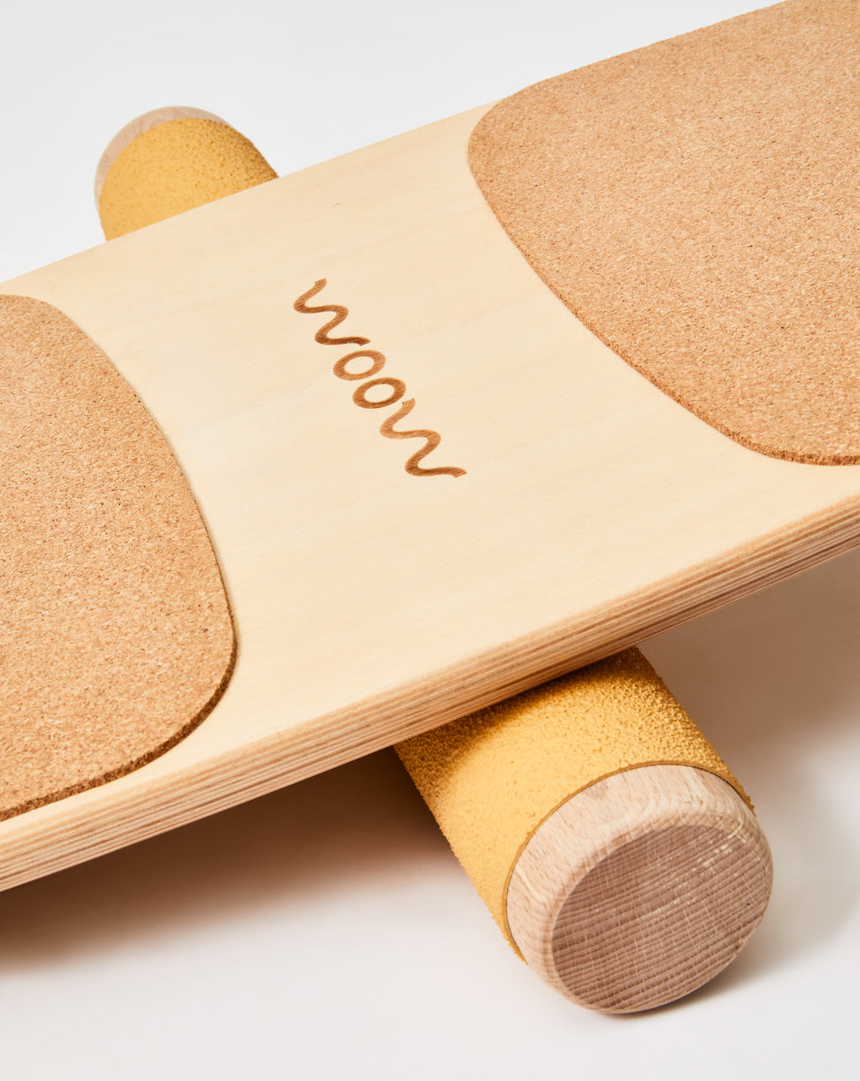 Balance Pro - balance board + roller wood and cork | WOOW